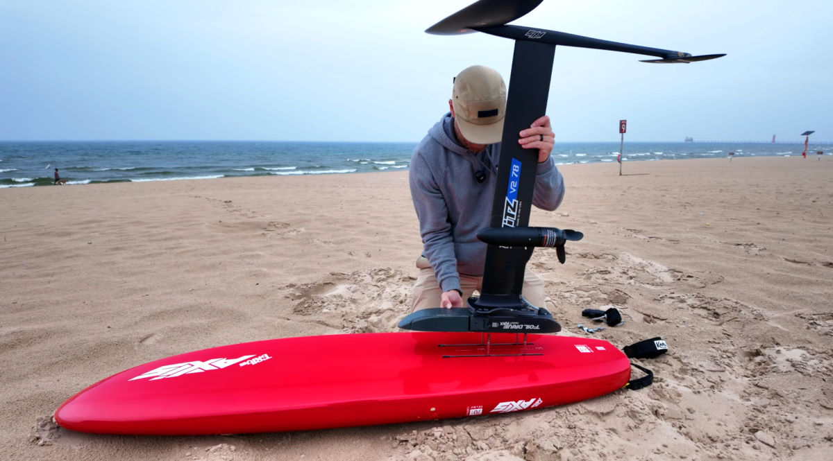 Axis x Foil Drive Board Collaboration | Unboxing the 5'8" 70L Model ...